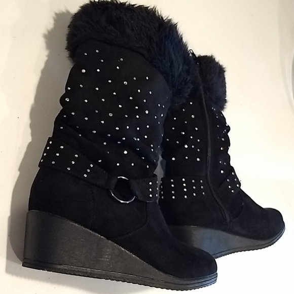 roebuck & co | Shoes | Newroebuck Coyg Rachel Cozy Boots | Poshmark